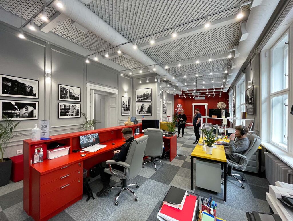 LPS - Ремонт під ключ офісу Ameriсa house 194 м², Львів. Фото